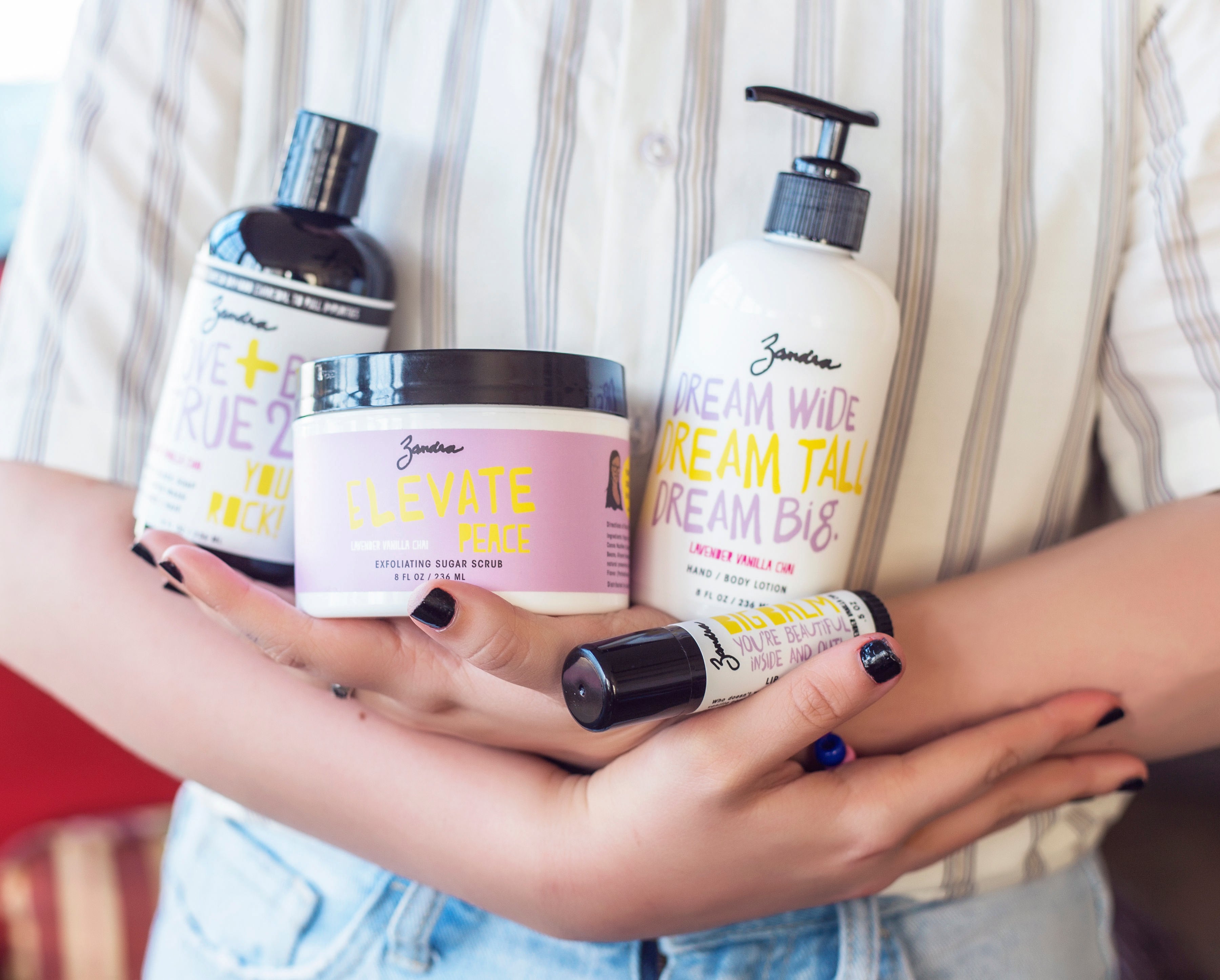 LAVENDER VANILLA CHAI BAMBOO BLACK SOAP – Zandra Beauty